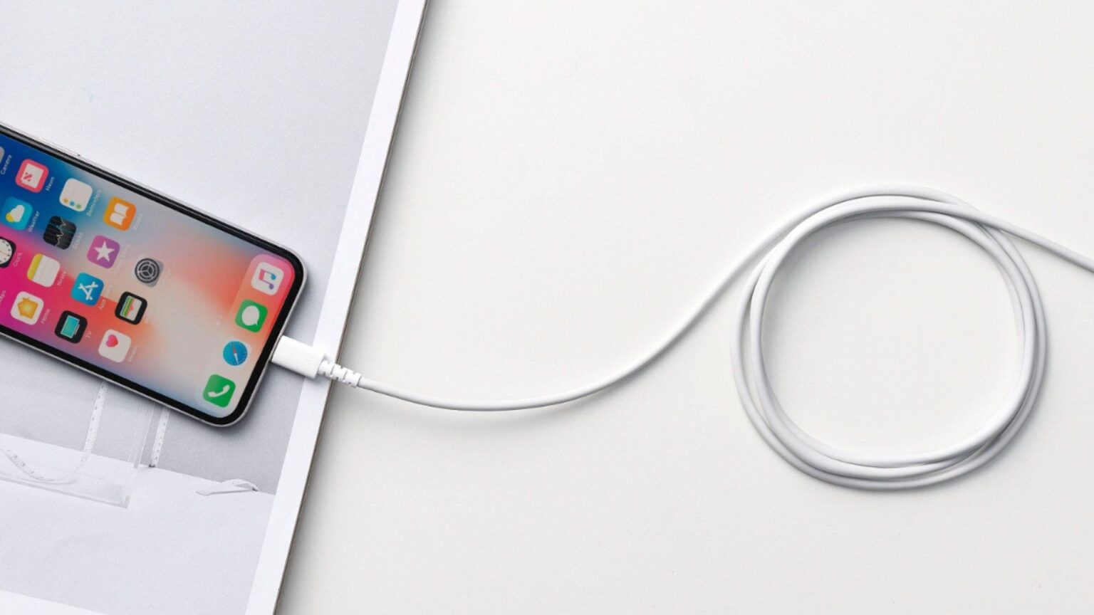 iPhone charger not working: How to fix it? - TechBriefly
