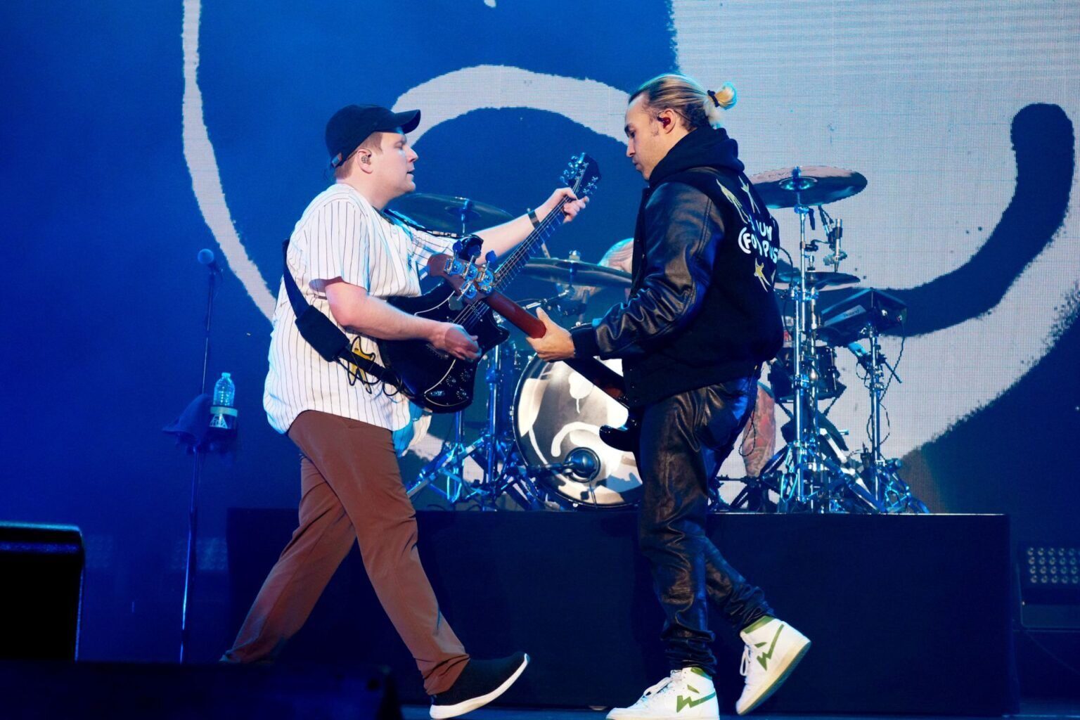 How to join the Fall Out Boy Discord presale? - TechBriefly