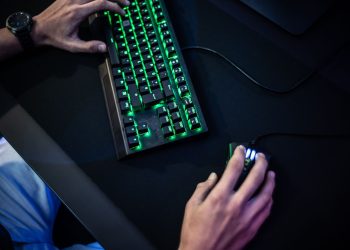 How to hide text in Discord Archives - TechBriefly