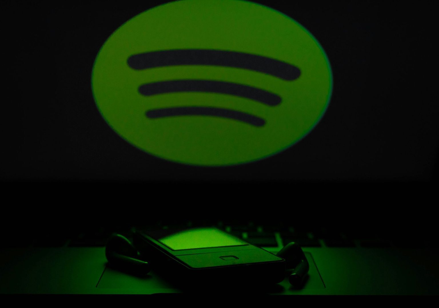 Are Spotify lyrics not showing? Let's get the words flowing again ...