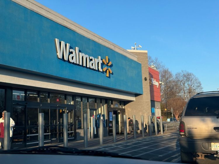 Walmart maintains Apple Pay blockade across US stores for 2026 ...